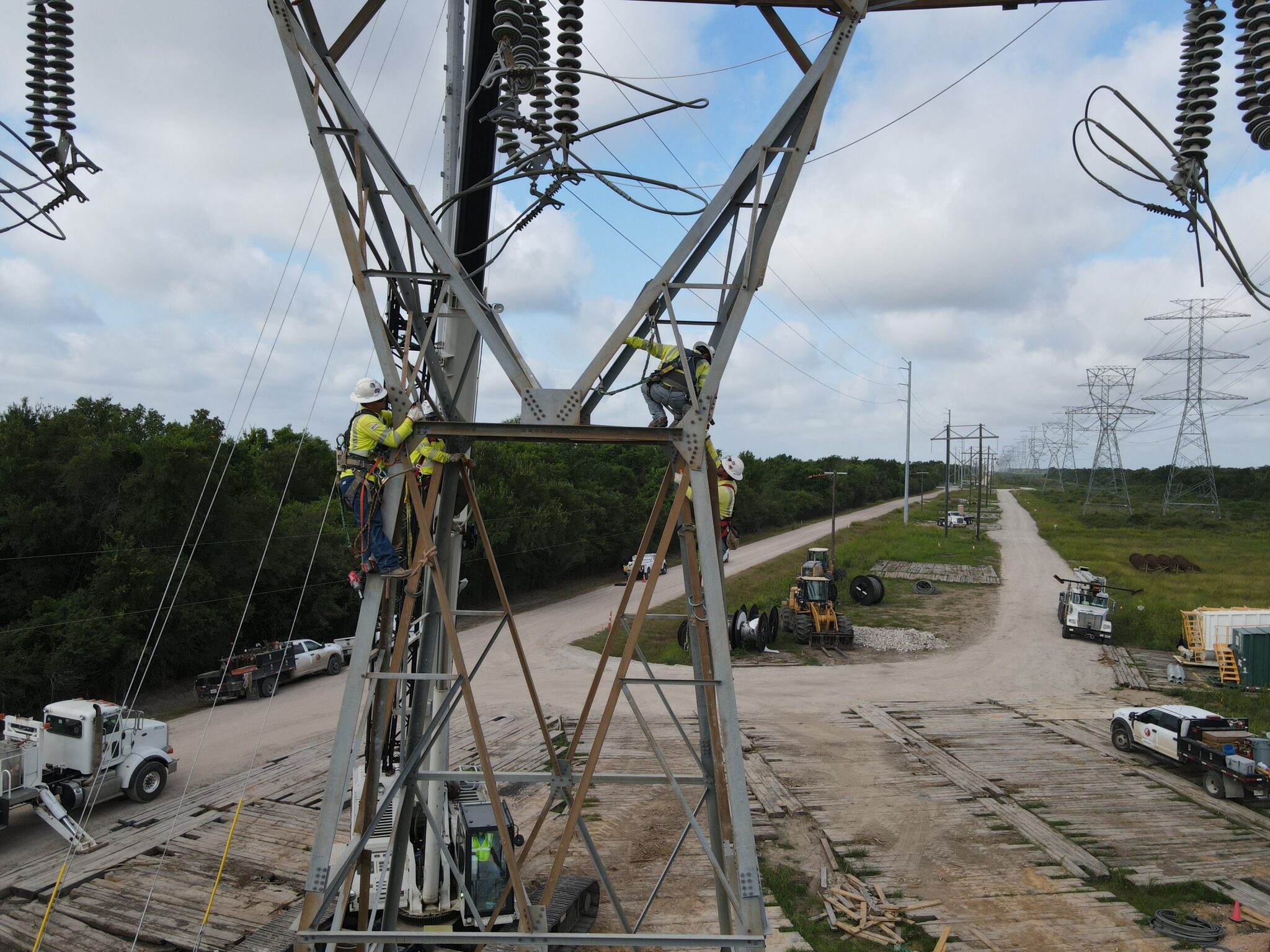 Our Services - North Houston Pole Line